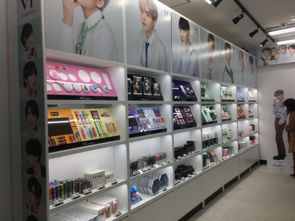 新大久保でBTS (バンタン) グッズ・コスメ店舗紹介とアーミー向けスポット紹介 | 新大久保ぷらす